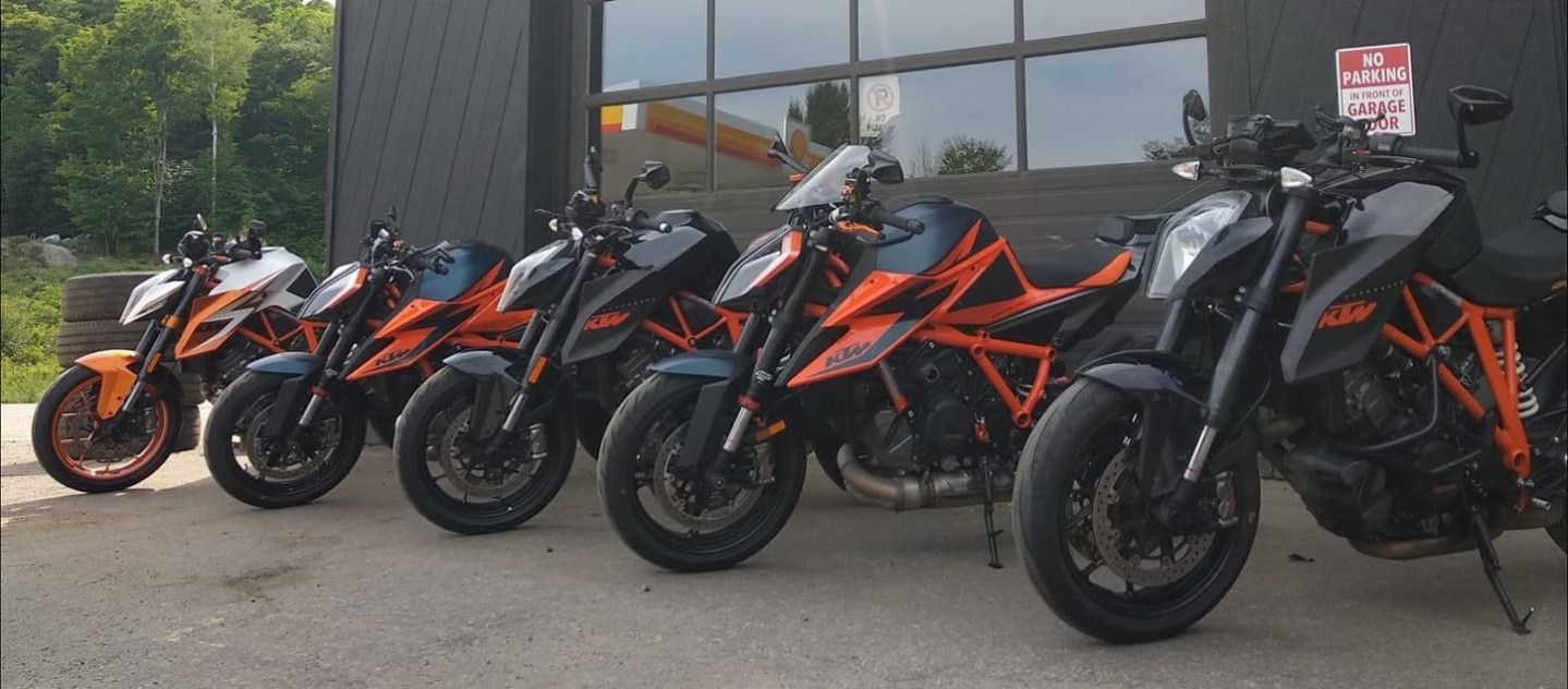 The Evolution of KTM’s 1290 Super Duke R (Gen 1 vs Gen 2 vs Gen 3 ...