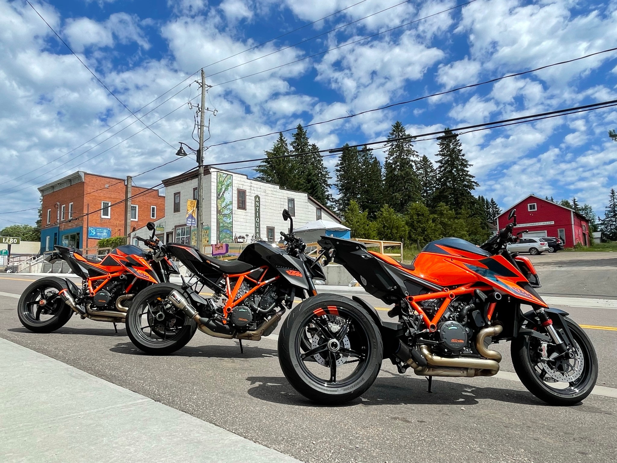 The Evolution of KTM’s 1290 Super Duke R (Gen 1 vs Gen 2 vs Gen 3 ...